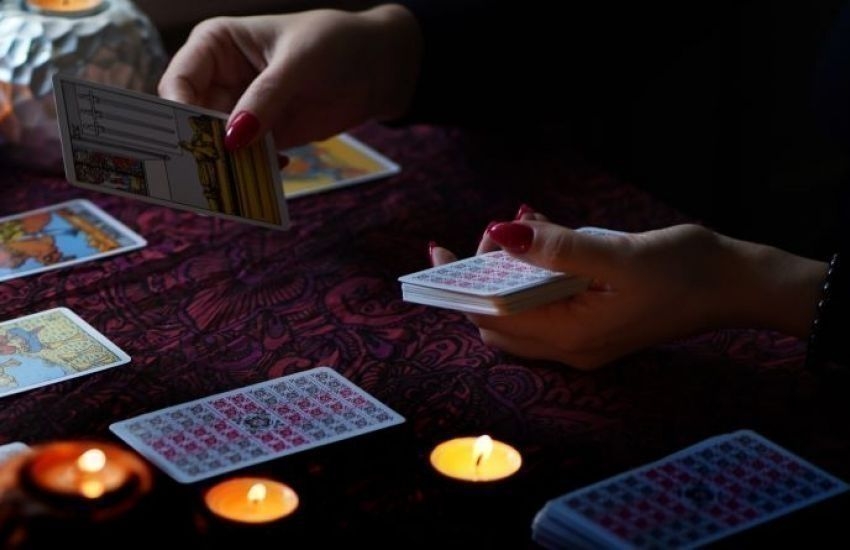 Leia a previsão de cartas de tarô para 26 de janeiro a 1º de fevereiro ...